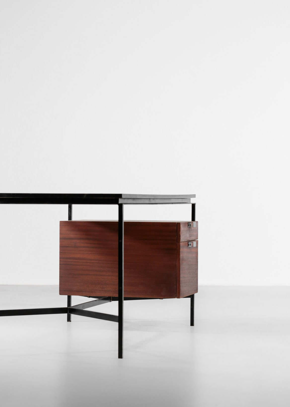Bureau Pierre Paulin CM 172 vintage années 50 desk - C197 - Danke Galerie