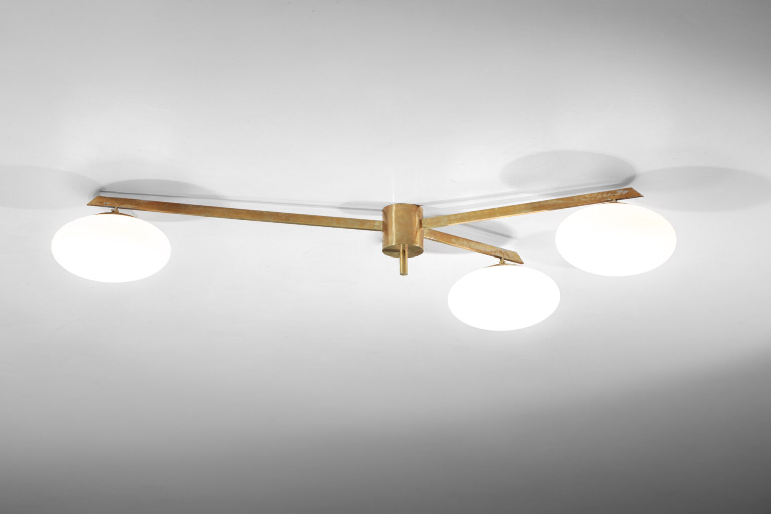 Modern Italian Ceiling light "Rio", Angelo Lelli style 3 opalines brass ...
