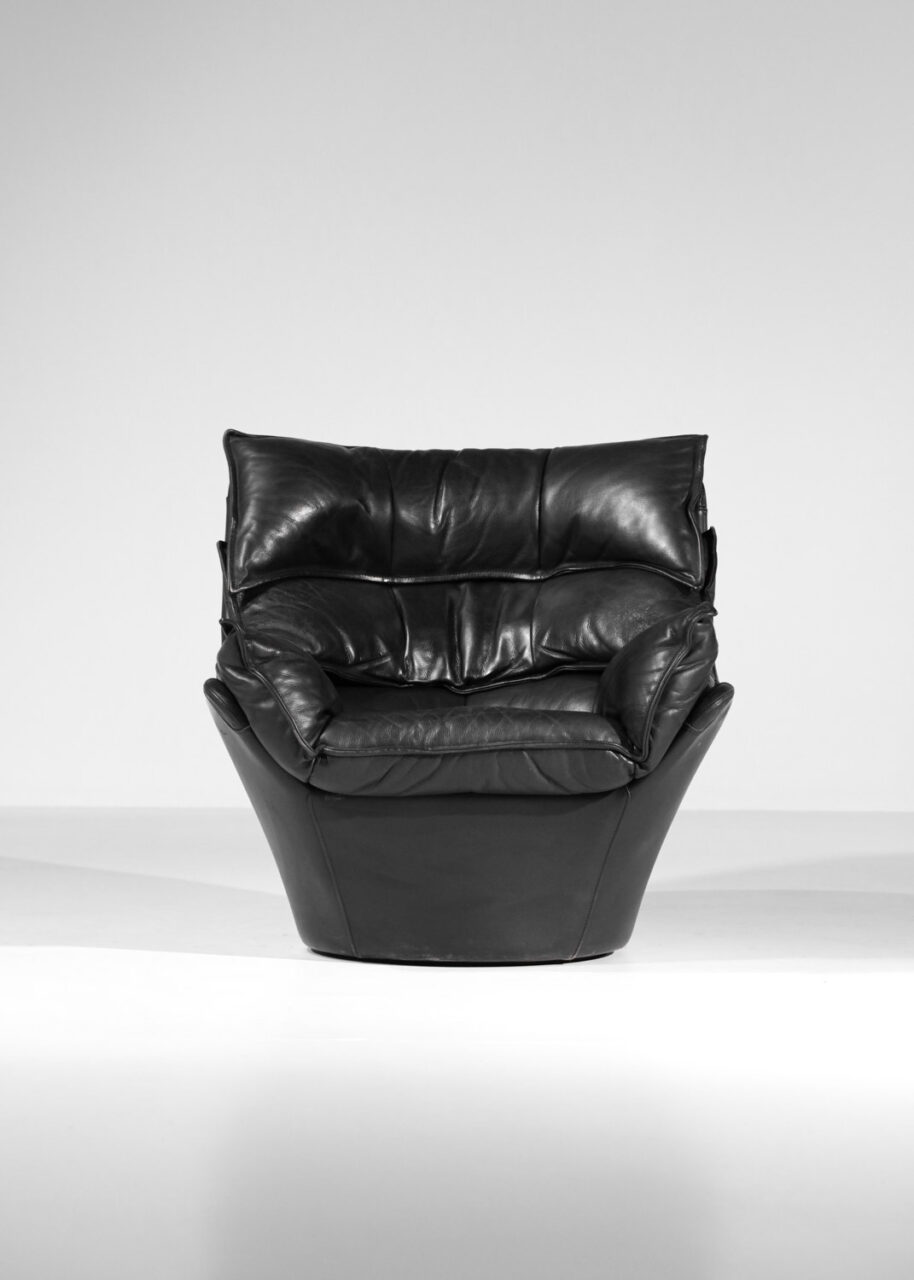 armchair and footrest in black leather Bernard Massot years 70/80 ...