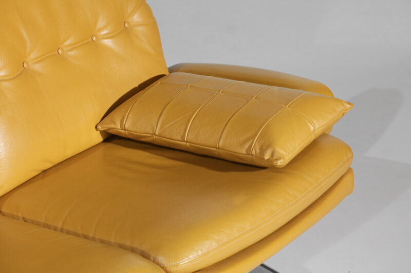 Canapé cuir jaune style Charles et Ray Eames - sofa banquette germany ...